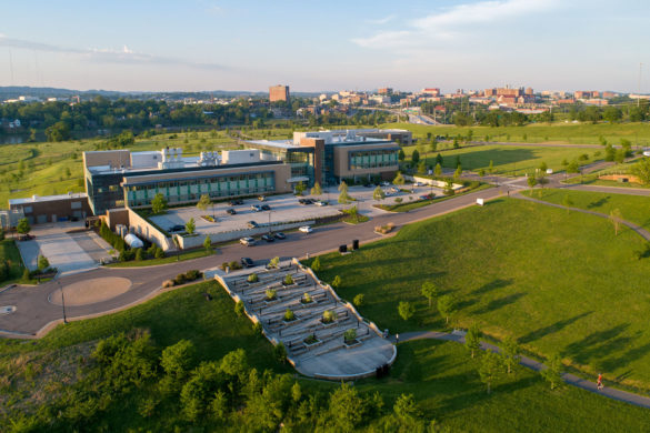 9 People You Didn’t Know Have a UT Connection – Torchbearer